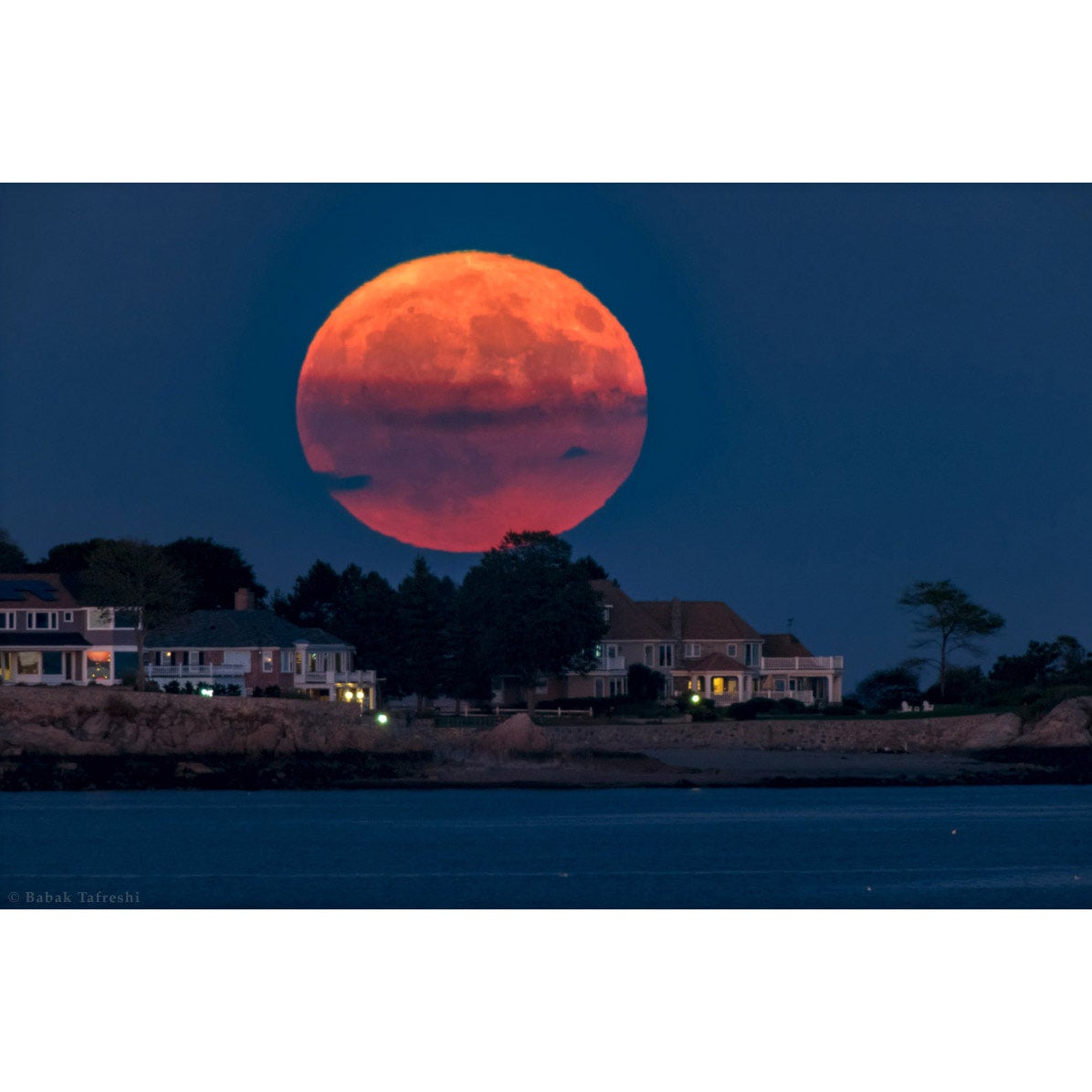 Boston Full Moon | Babak Tafreshi Photography
