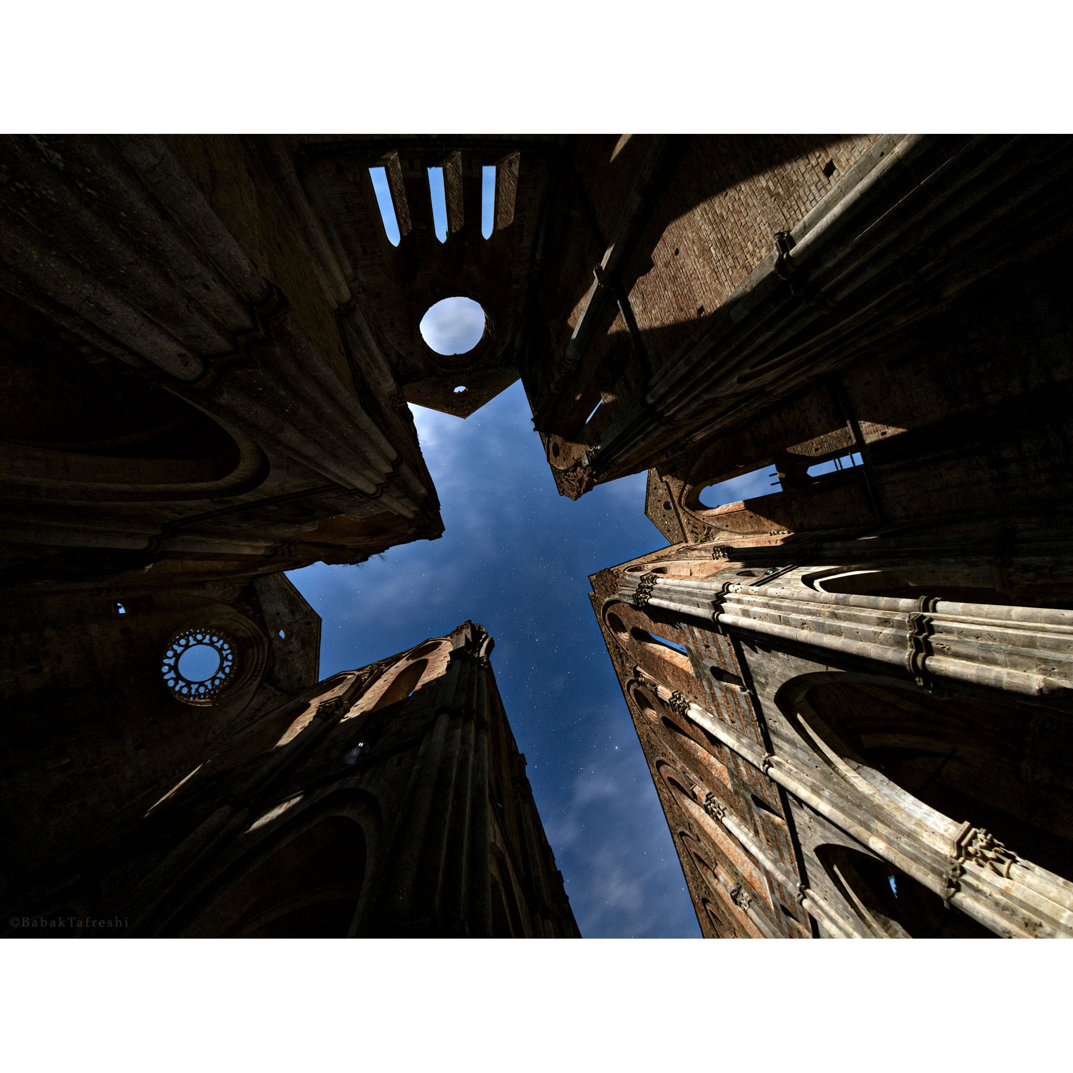 Gothic Sky | Babak Tafreshi Photography